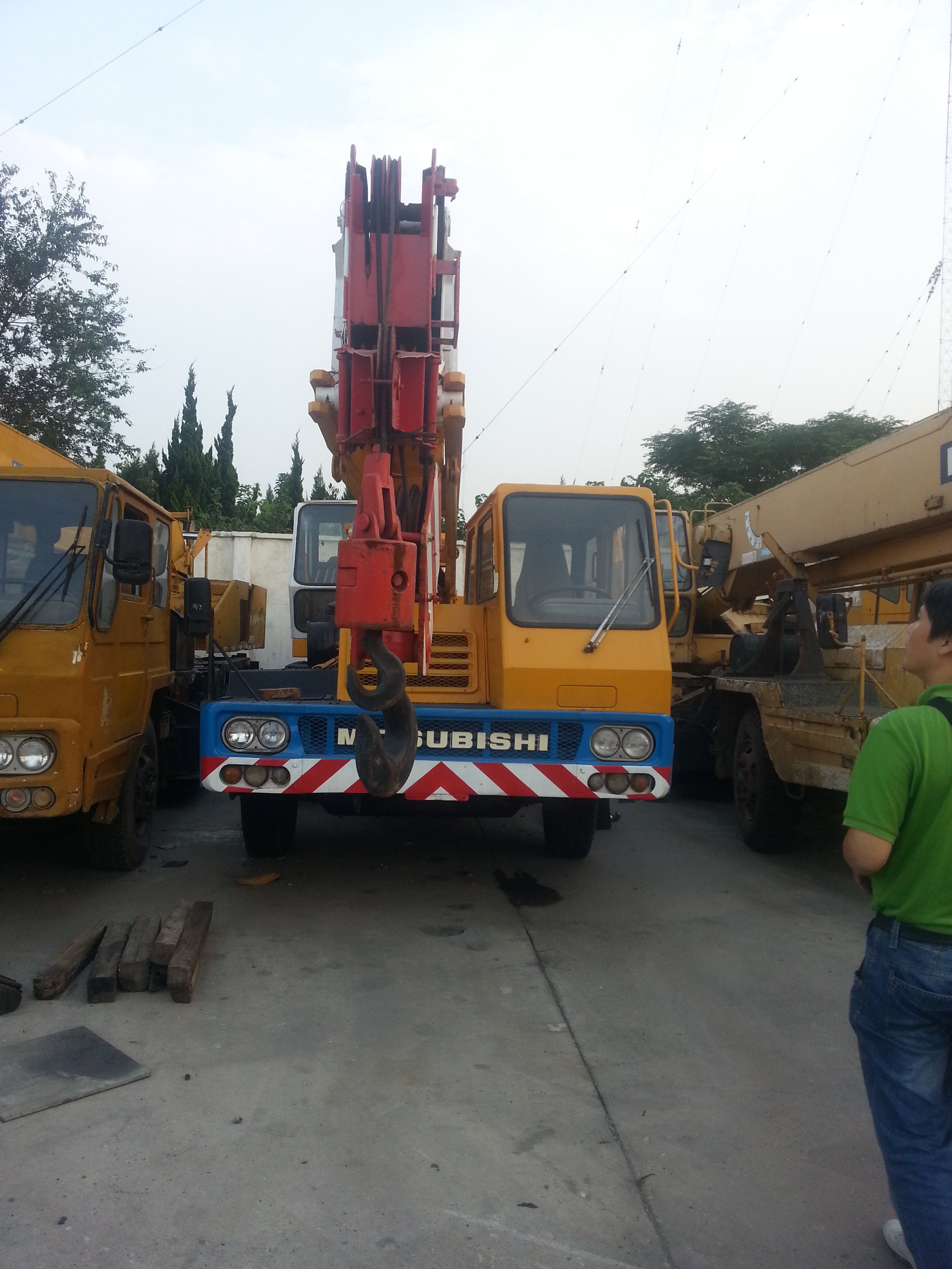 Used KATO NK-250E-V 25 Ton Truck Crane For Sale